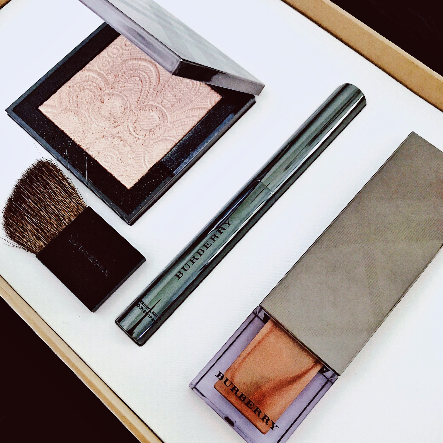 Burberry Makeup Fresh Glow Review - All About Good Vibes